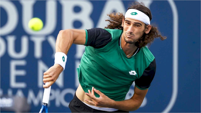 Ao eliminar Shapovalov, Lloyd Harris faz história em Dubai - tenis.com.br